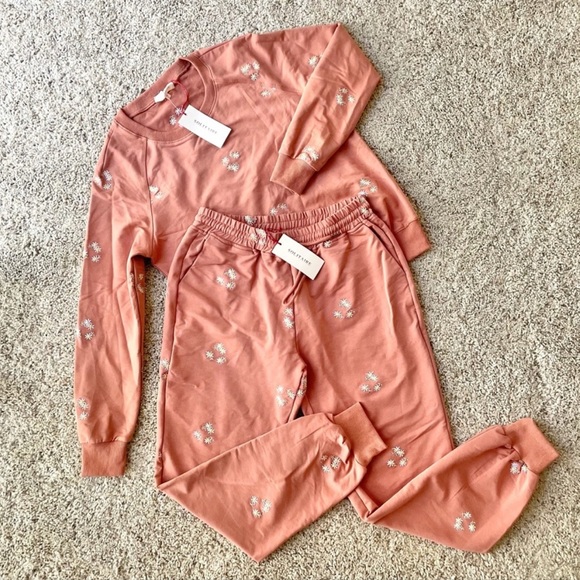 Solitaire | Pants & Jumpsuits | Solitaire Embroidered Sweat Pants ...